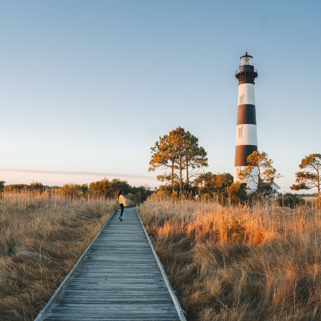 6 Must-See Lighthouses in the Outer Banks - Madelyne on the Move