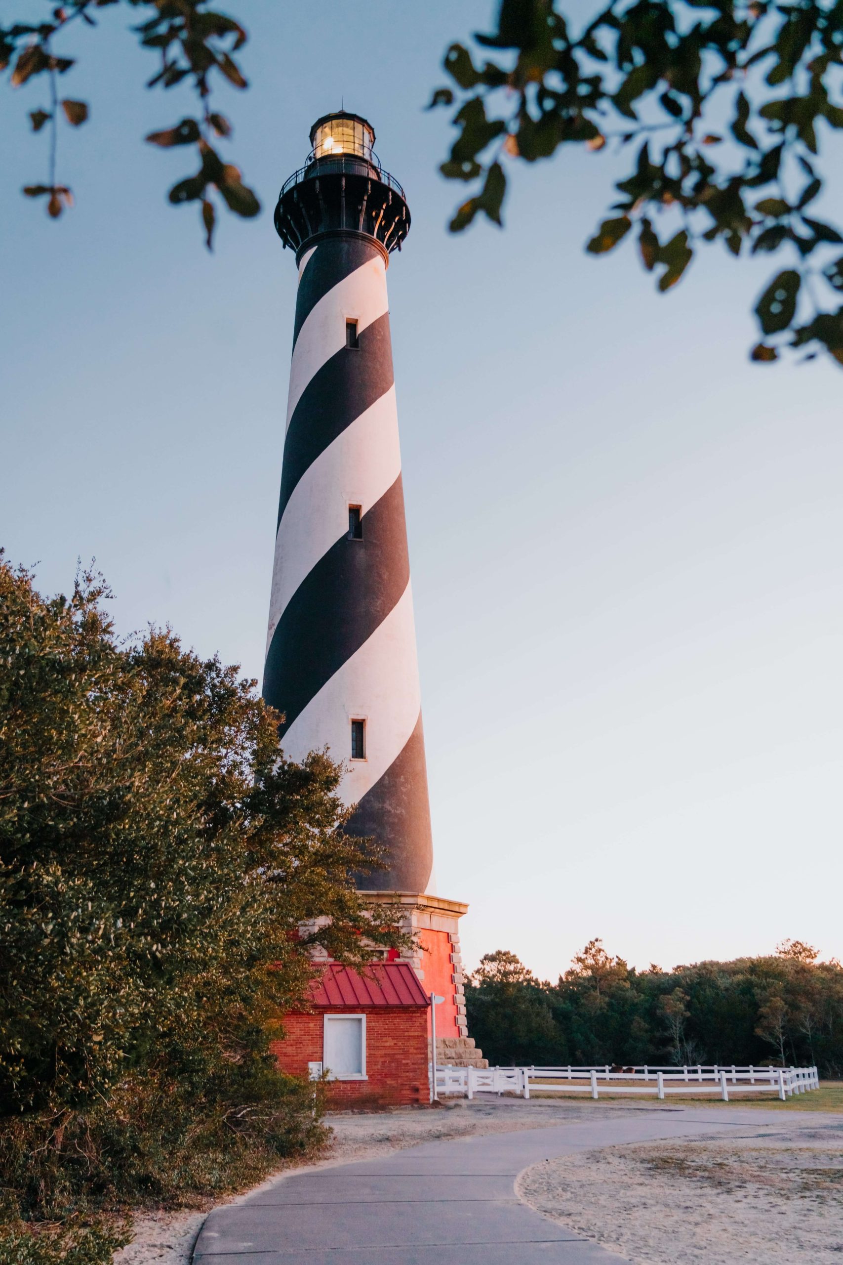 6 Must-See Lighthouses in the Outer Banks - Madelyne on the Move